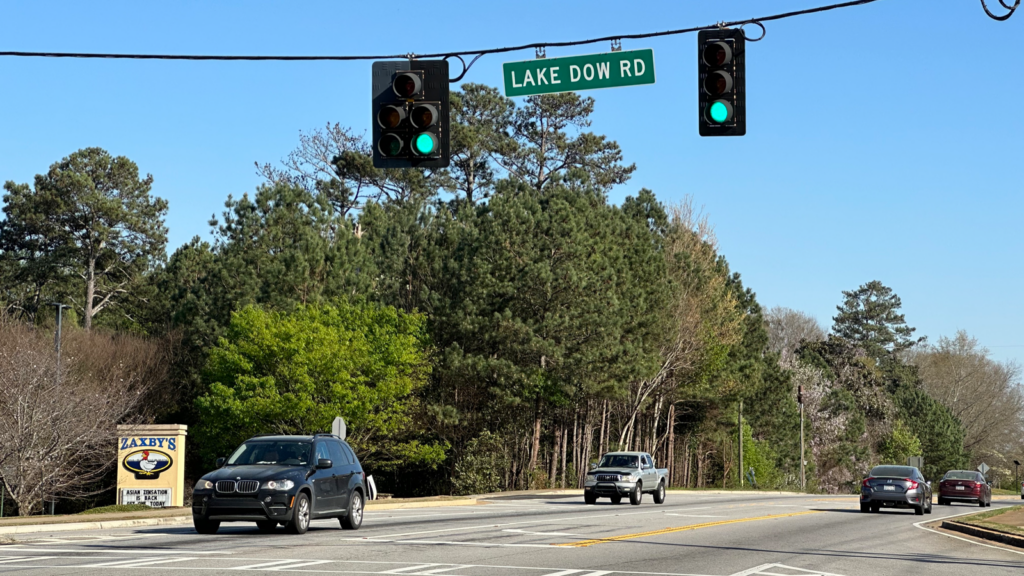 New Commercial Development Forthcoming at 81 and Lake Dow Road